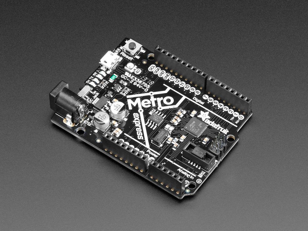Adafruit Metro M0 Express Suunniteltu Circuitpythonille Opencircuit