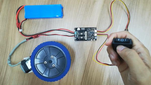 10Amp 7V-30V Motor Driver met Potentiometer & Schakelaar